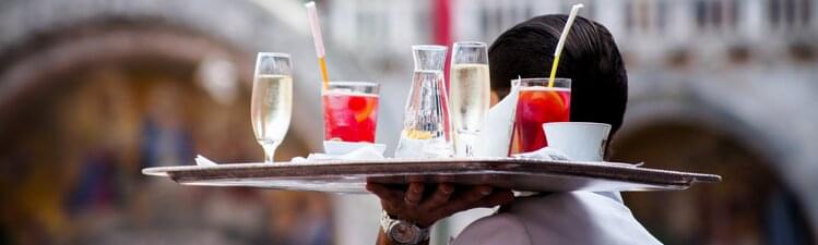 Food & Beverage Manager (Fiche Métier + Définition) | Jobted